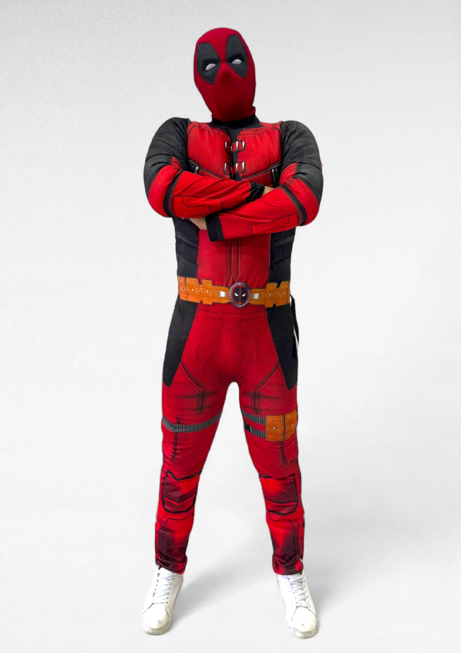 Traje Acolchado Deadpool 3 (2024) (Músculos) – Todo Accesorios Colombia